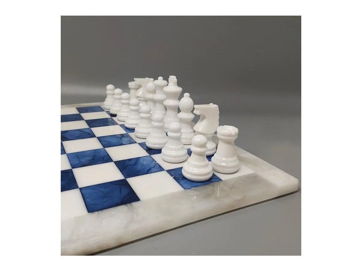 Vintage blue and white chess set (1970s), | Deesup
