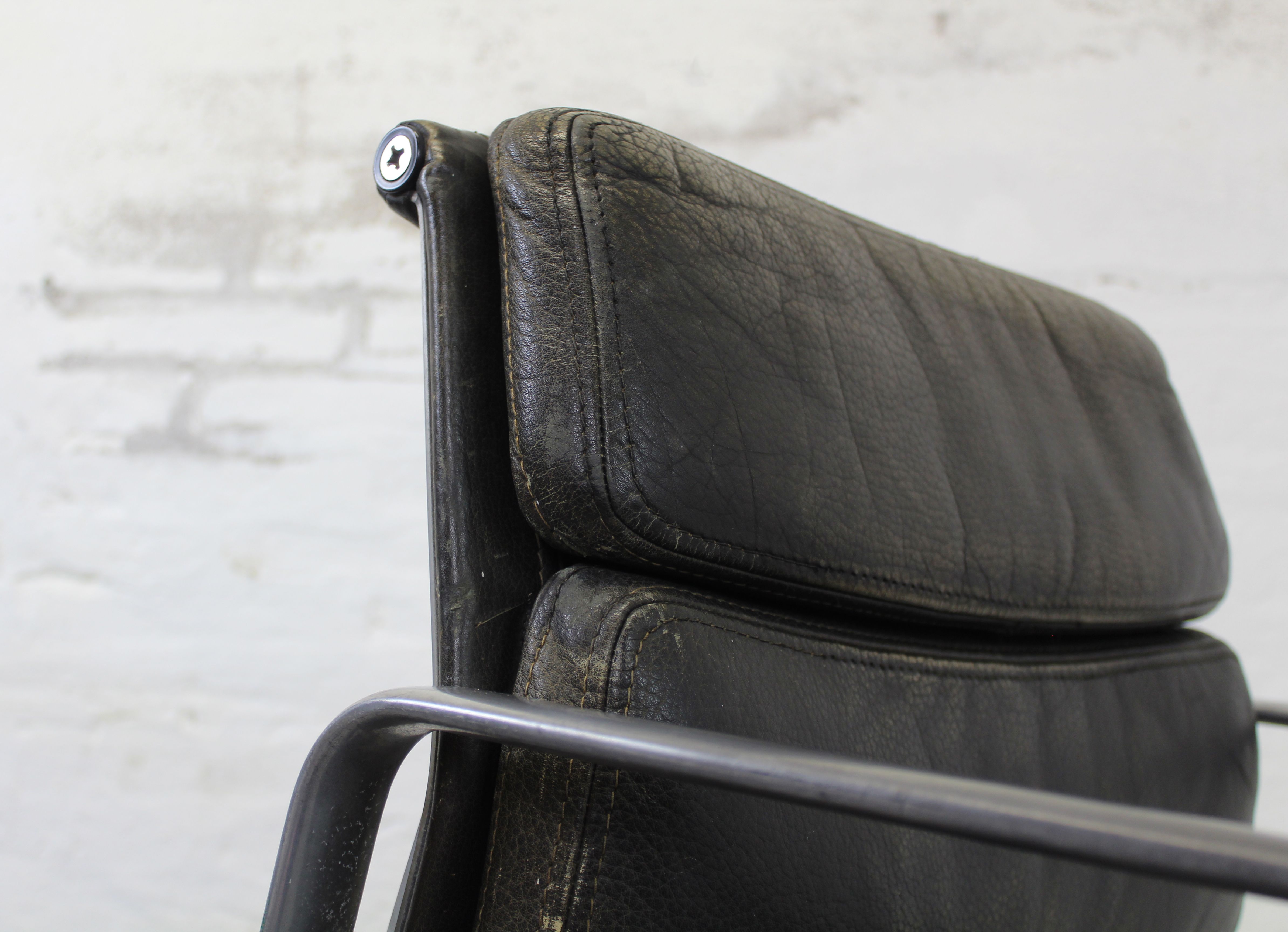 Office chair EA217 Charles & Ray Eames, icf | Deesup