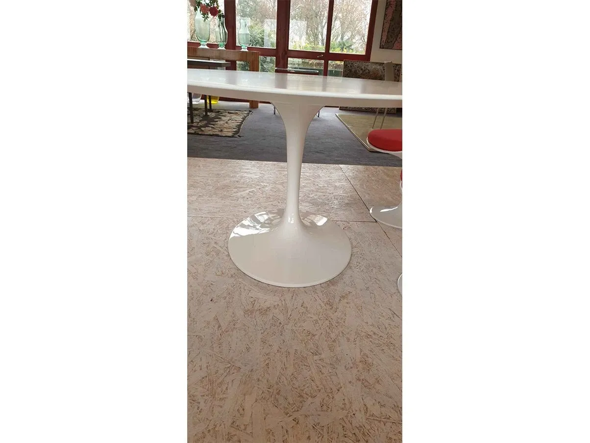 Tavolo ovale in laminato e metallo (bianco), Sigerico | Deesup Tavolo ovale in laminato e metallo (bianco), Sigerico | Deesup