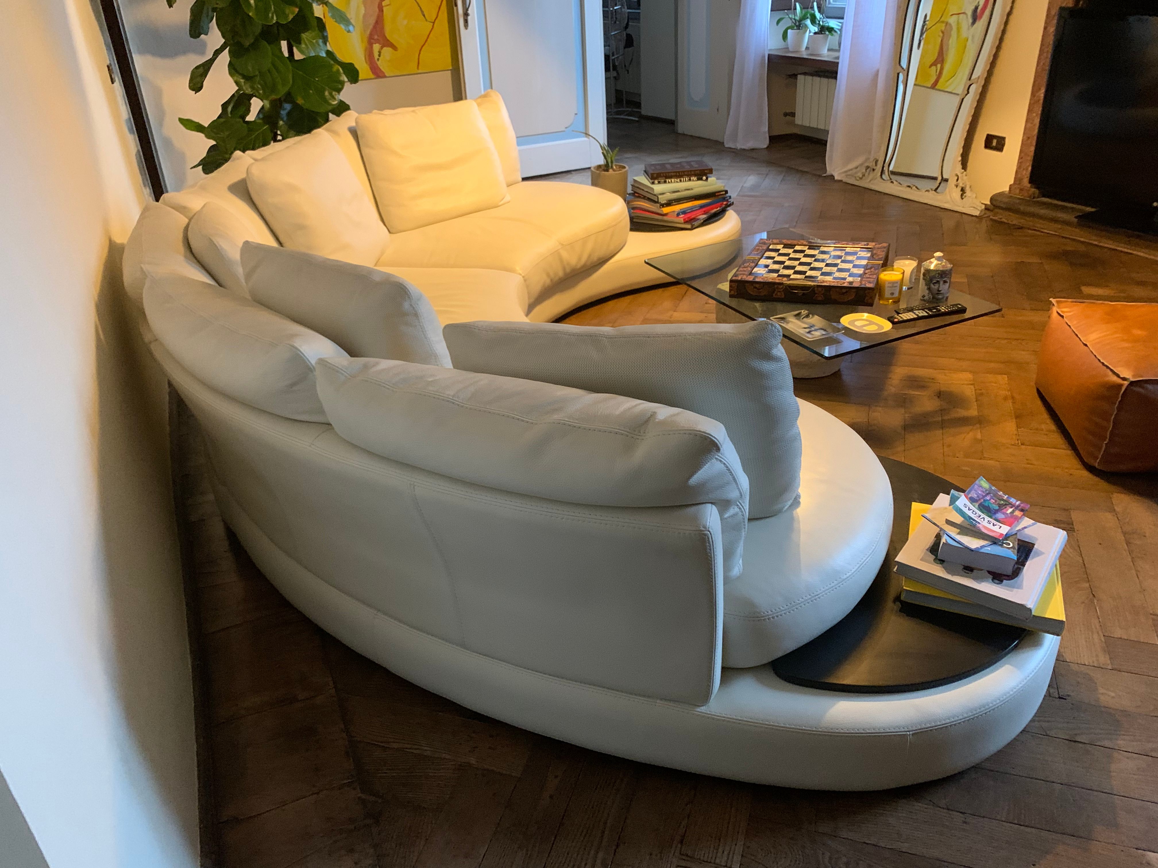 Semicircular three-module white leather sofa, Roche Bobois | Deesup