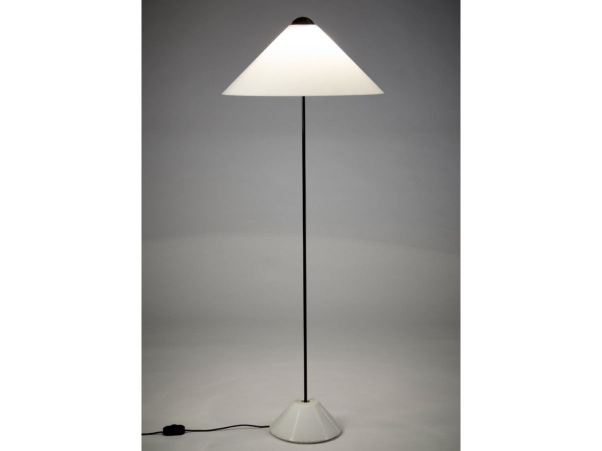 Snow lamp Vico Magistretti, Oluce | Deesup Snow lamp Vico Magistretti, Oluce | Deesup