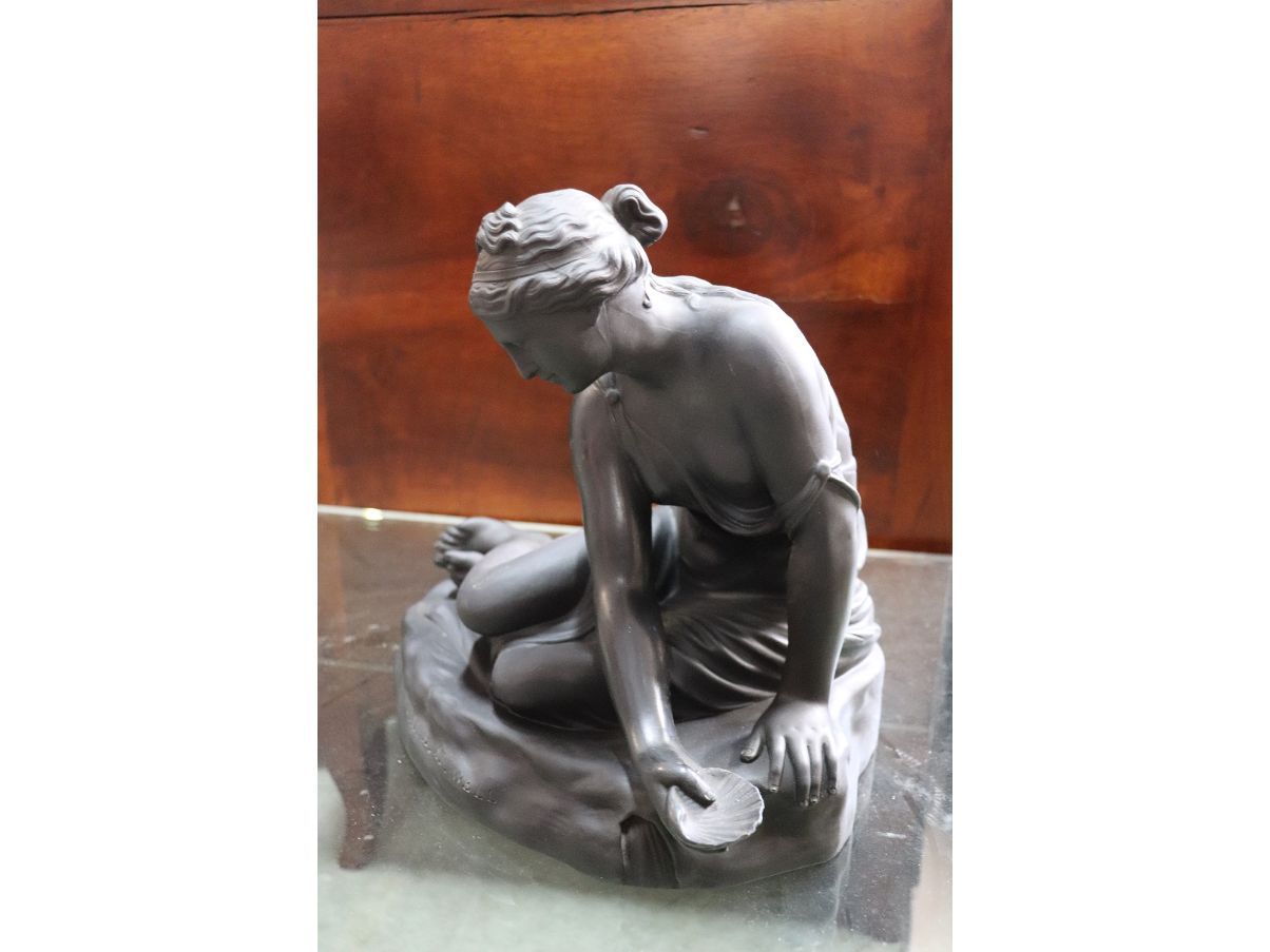 Scultura Nymph in ceramica, Wedgwood | Deesup