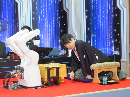 「第2期電王戦」二番勝負第1局 結果 将棋ソフト「PONANZA」が佐藤天彦叡王に勝利 ～最終決戦の第2局は5/20(土)姫路城で開催 ...