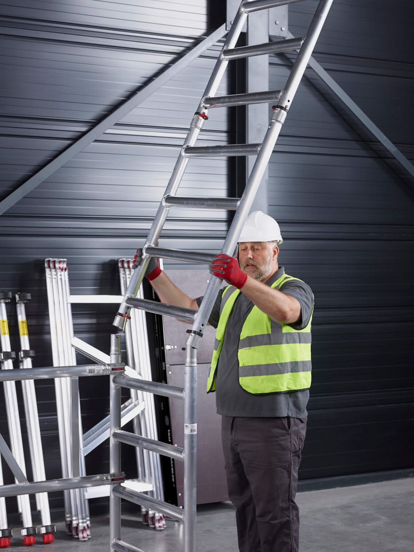 Eenpersoonssteiger Altrex MiTOWER PLUS - L165xB75cm - 6.20m werkhoogte ...