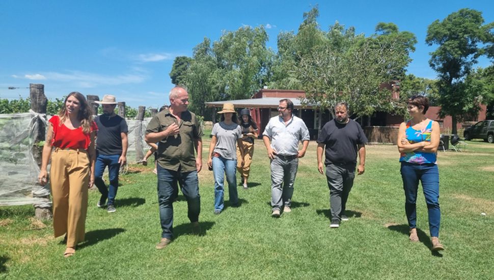 Destacan el potencial productivo y turístico de la finca “Las Antípodas ...