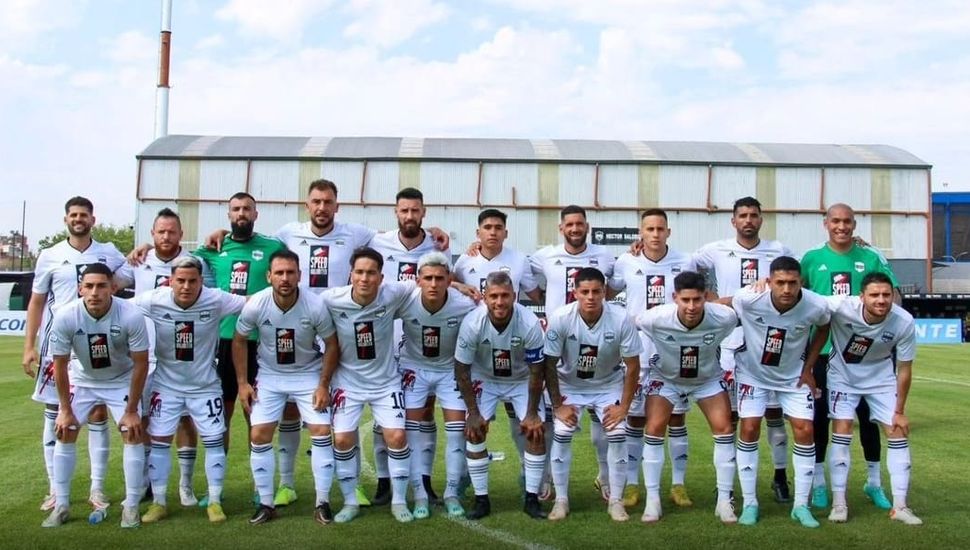 Riestra y Almirante Brown abren las semis del reducido • Diario Democracia