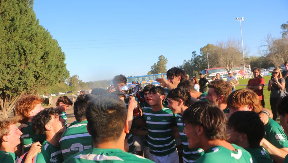 El seleccionado de Uroba se coronó campeón del M16 • Diario Democracia