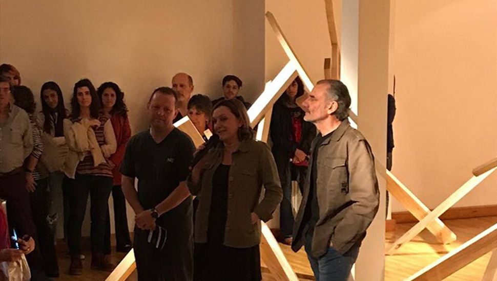 "Entorpeciendo el tránsito" continúa en el MACA • Diario Democracia