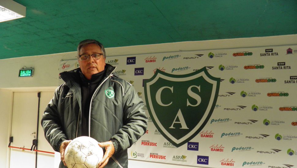 Juan Carlos Pírez y el análisis de las inferiores de Sarmiento • Diario ...