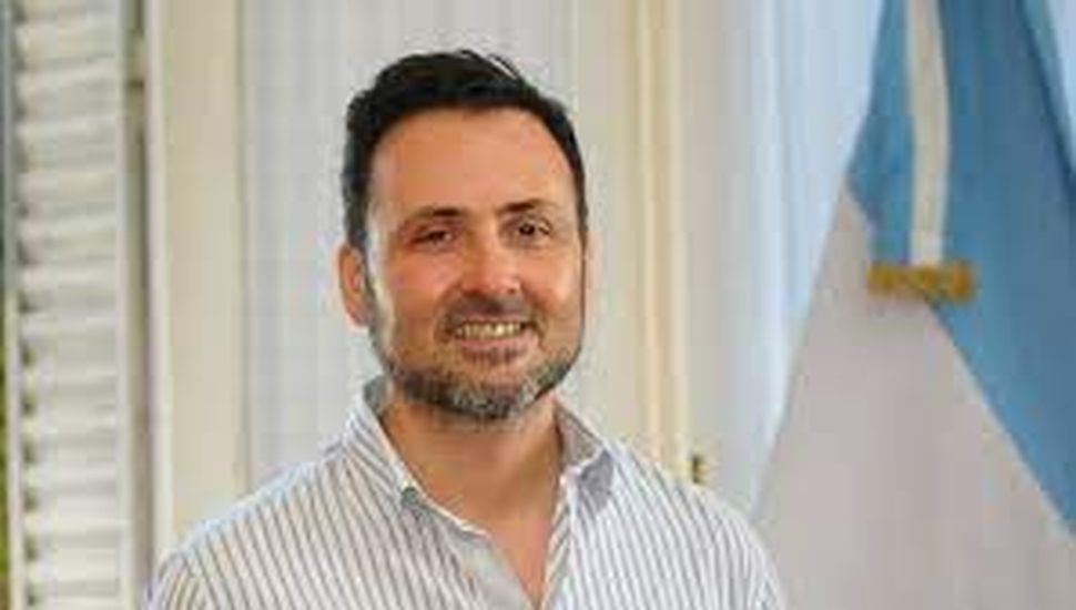 Aiola comienza su licencia • Diario Democracia