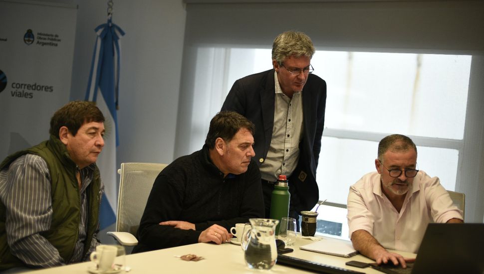 Prometen la señalización e iluminación en Junín • Diario Democracia