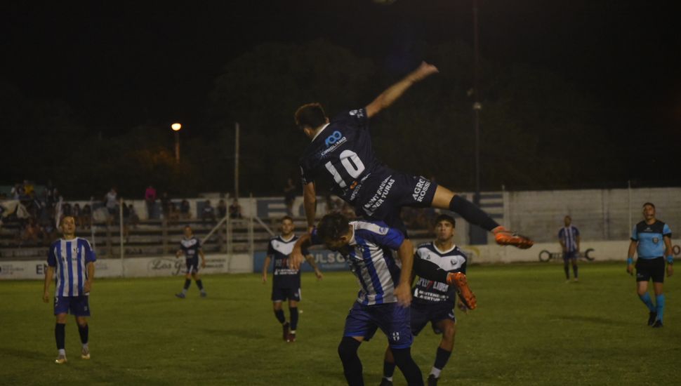 Se define la primera edición de la finalísima entre Newbery y Villa ...