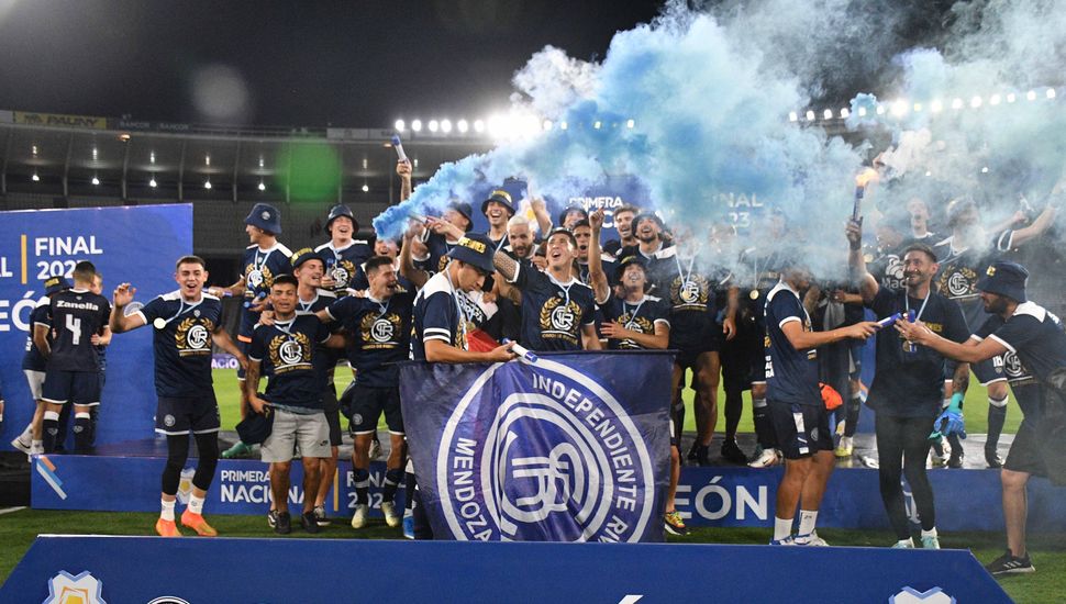 Independiente Rivadavia ascendió a Primera • Diario Democracia