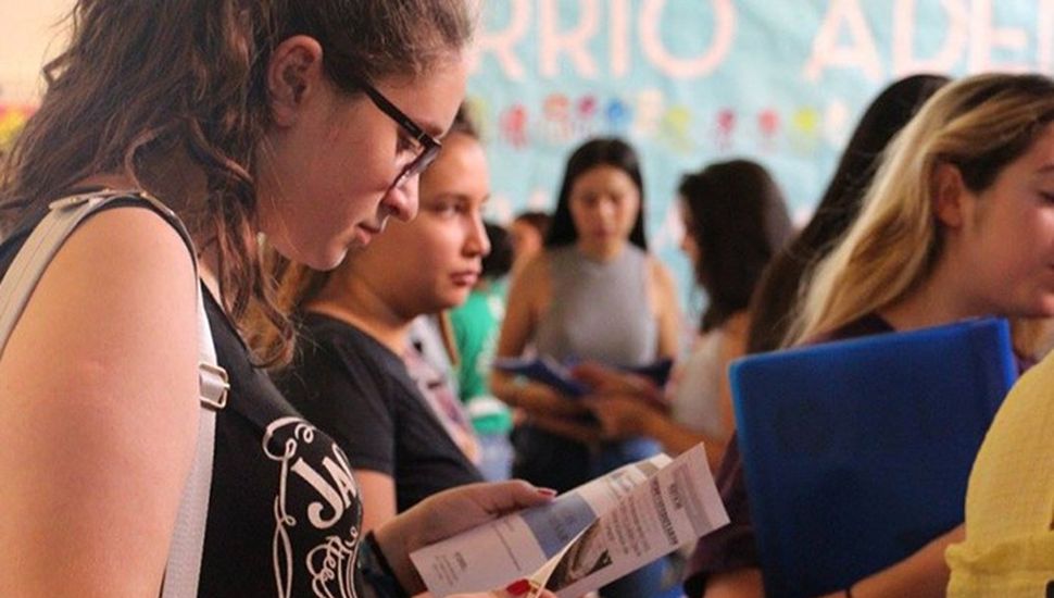 Becas Progresar: Massa anunció 42% de aumento para abril