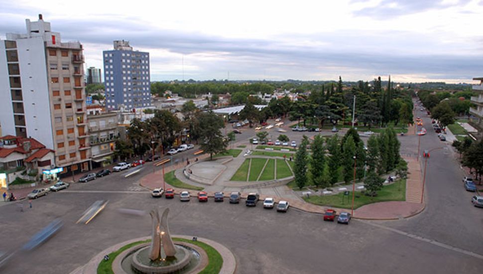 La ciudad de Junín tiene uno de sus bienes más valiosos: los árboles ...