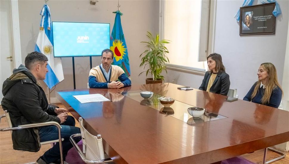 La Municipalidad acompaña al club Los Indios en el torneo Prefederal ...