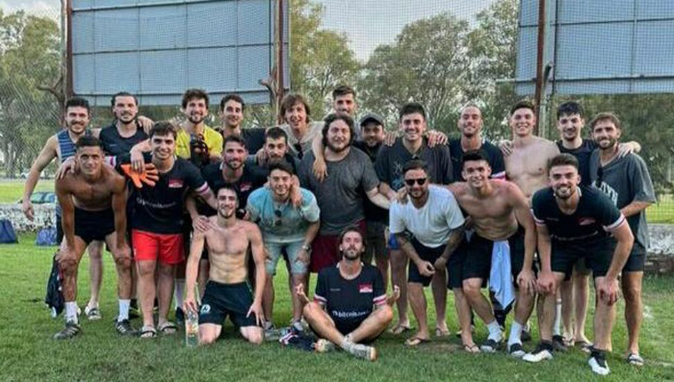 Comenzó el torneo de fútbol de fin de año en el Club Social • Diario ...