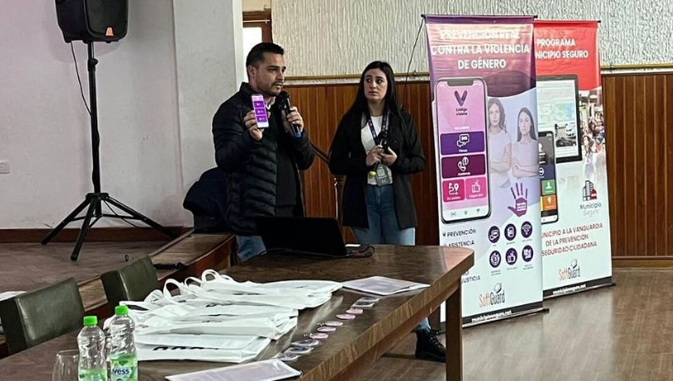 Aplicación para prevenir la violencia "Código Violeta"