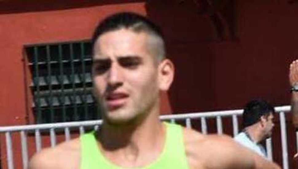 Marcelo Frías compite hoy en la Milla Urbana • Diario Democracia