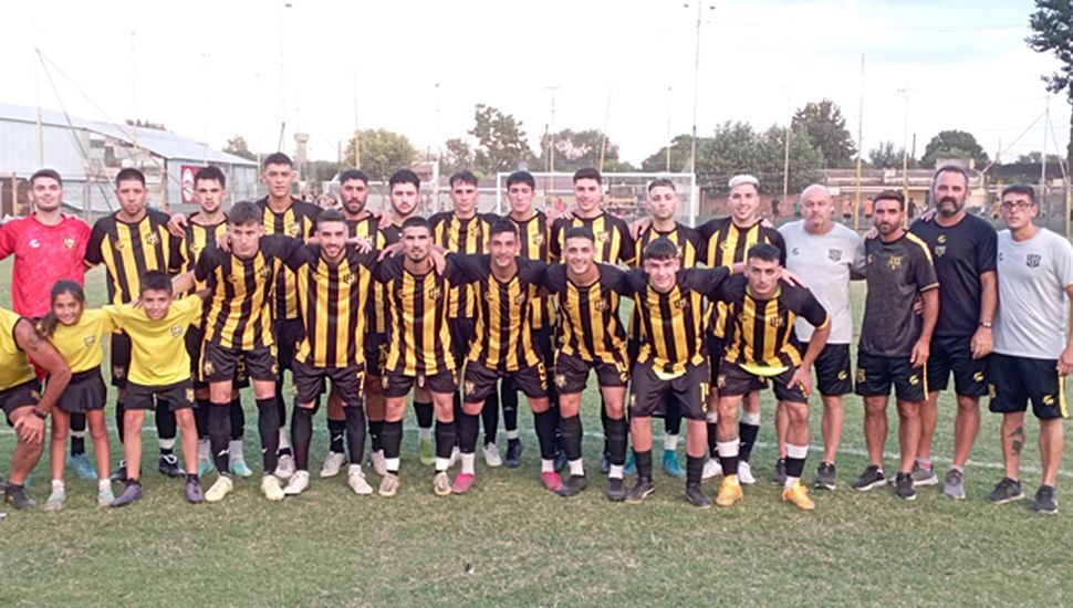 River recibe a Ambos Mundos en el Omar Atondo • Diario Democracia