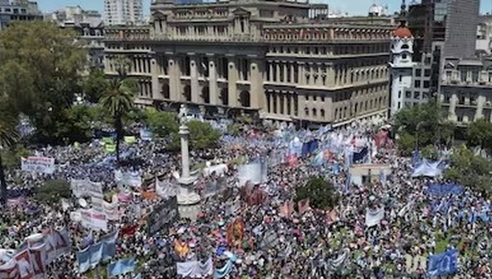 La Cgt Activa El Primer Paro Contra El Dnu Con Movilizaciones • Diario