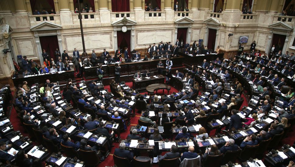 Los Diputados Debaten La Ley Bases Y El Paquete Fiscal