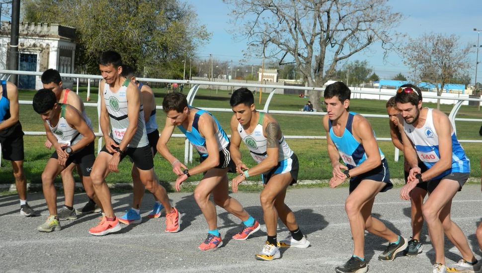 El juninense Marcelo Frías logró subir al podio • Diario Democracia