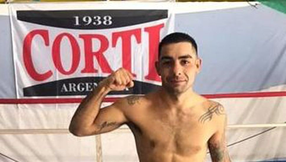 Héctor Andrés Sosa afina la preparación para la primera defensa del ...