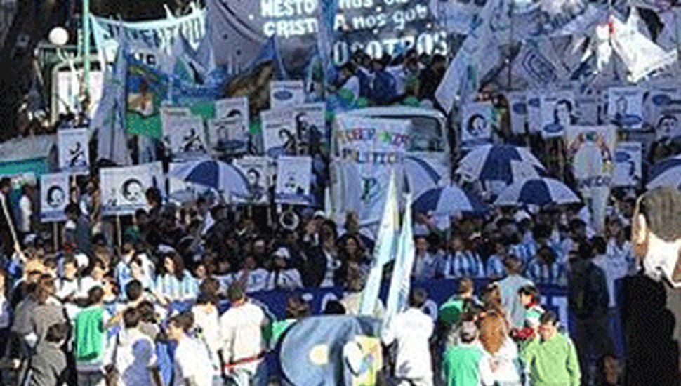 Plenario de la Juventud Peronista • Diario Democracia