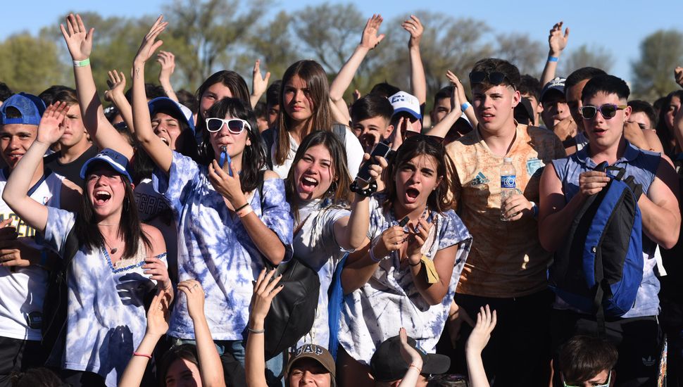 En el Distrito, celebrarán la Semana del Estudiante • Diario Democracia