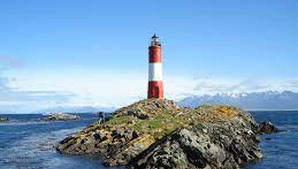 Los Faros del Fin del Mundo en Tierra del Fuego • Diario Democracia
