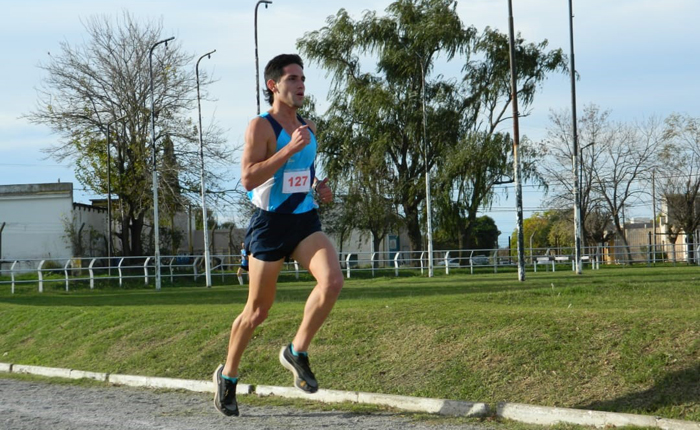 Leonardo Marcelo Frías salió segundo en los Asics Golden Run