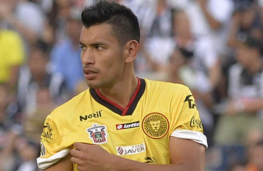 Andrés Ríos y Carlos Olses se acercan a Racing • Diario Democracia