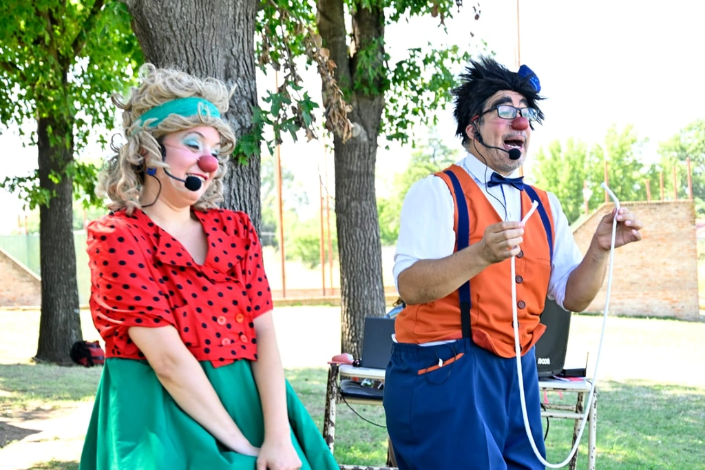 La Ñata Roja le puso color y risas a las Escuelas de Verano