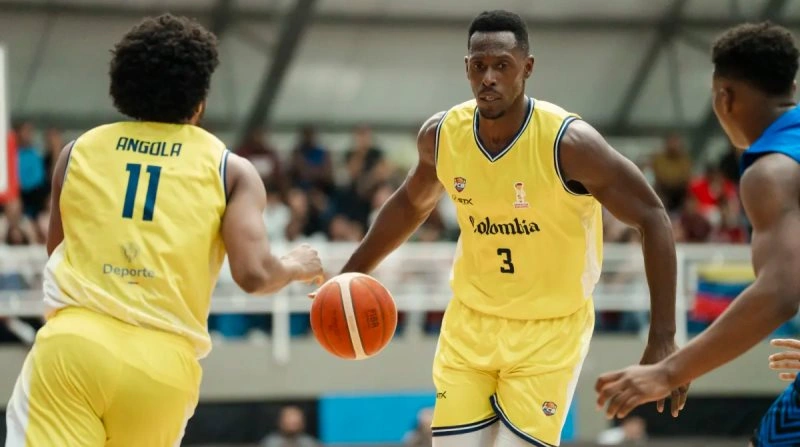 Incertidumbre por el retorno de Xavier Reyes al plantel profesional de ...