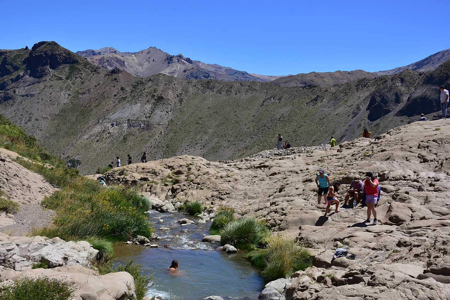 VIDEO: Naturaleza que encanta en la cordillera del Maule, Cascada ...