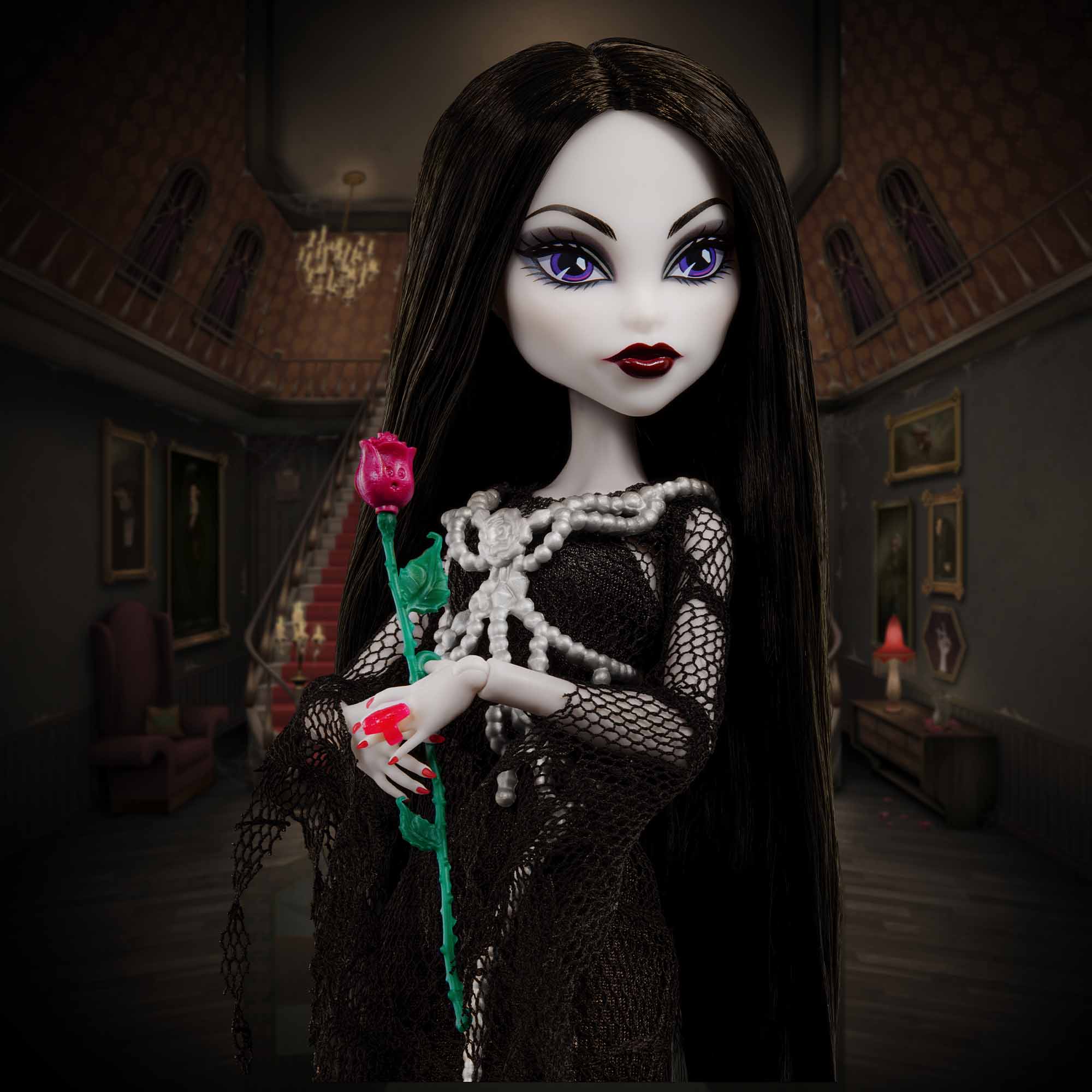 Monster High Generation 1 Skullector Addams Family Morticia