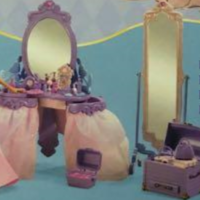 Barbie 2004 Princess Collection Vanity Playset