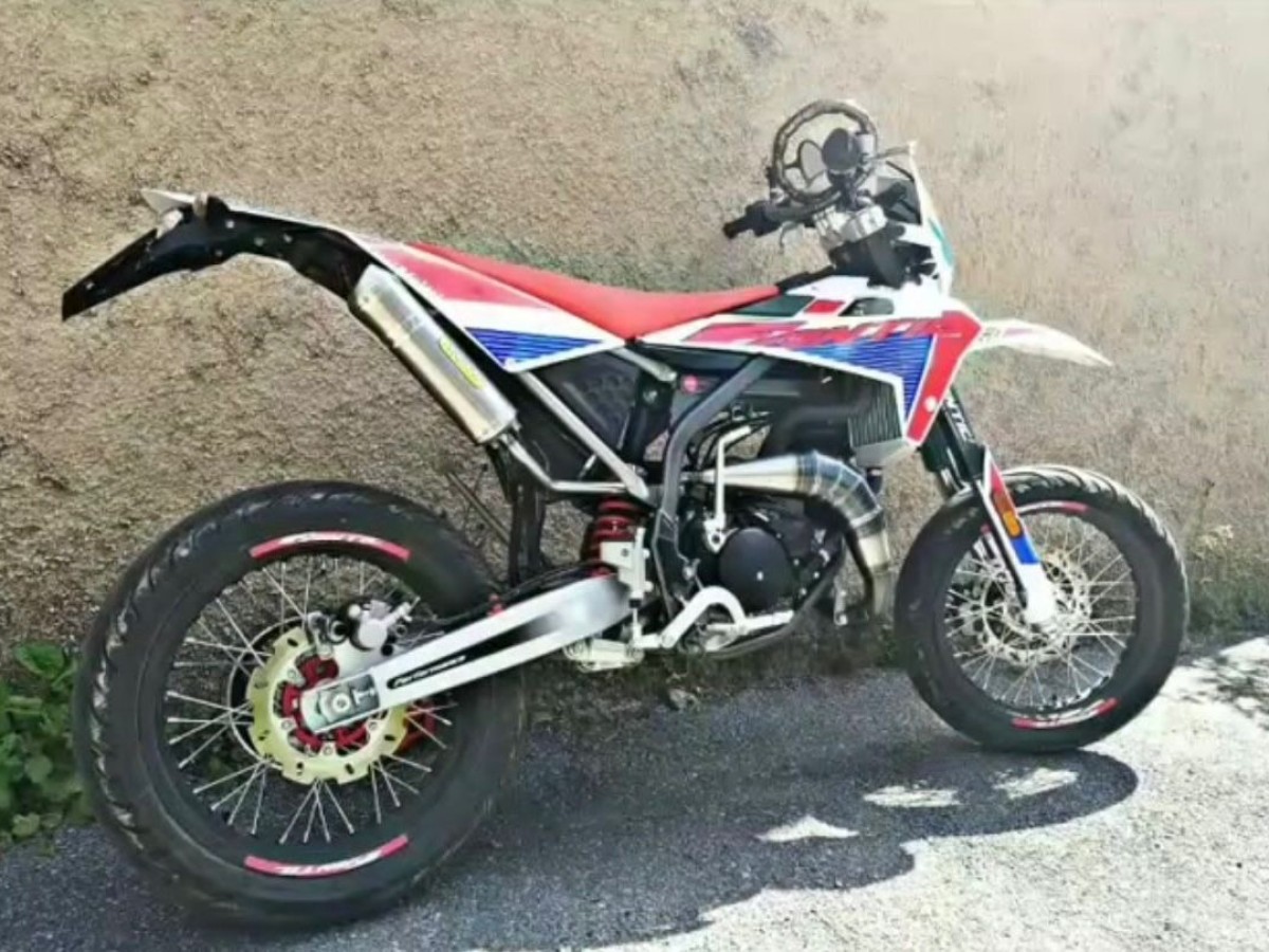 Annuncio Moto Fantic Motard 50 Performance a Serra Riccò – Usato Dueruote
