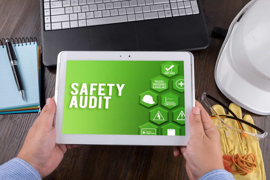 Ithy - Unlocking Excellence: A Custom Internal Audit Blueprint for ...
