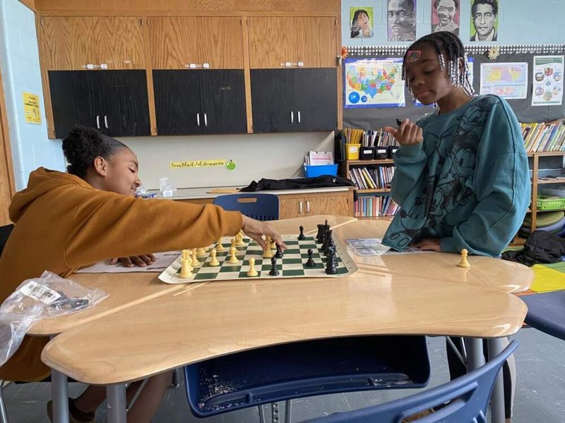 Ithy - Mastering the Board: Strategies to Excel and Impress at School Chess