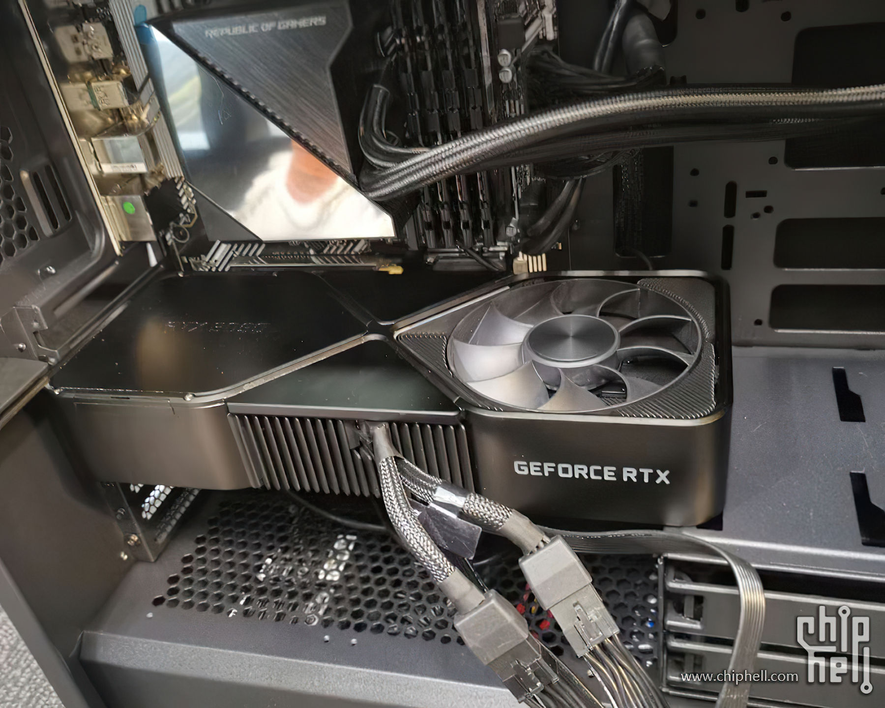 Ithy - Comparing RTX 2080 Ti 22GB vs RTX 3090 for Running LLMs
