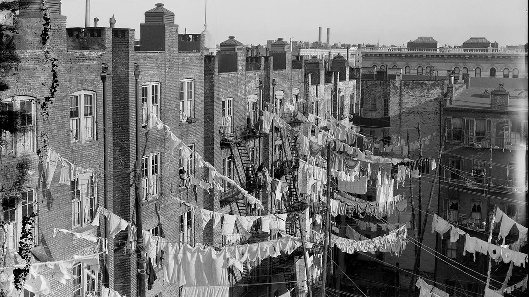 Ithy - Unraveling Key Historical Concepts: From Urban Dwellings to ...