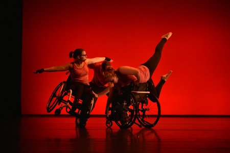 Ithy - Scoprire il Potere Trasformativo delle Danze Inclusive per ...