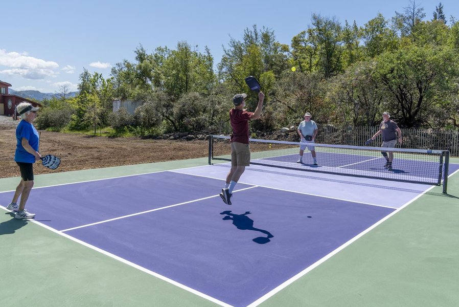 Ithy - Unlock Advanced Pickleball Doubles: Mastering the Third Shot Drop for Seamless Teamwork