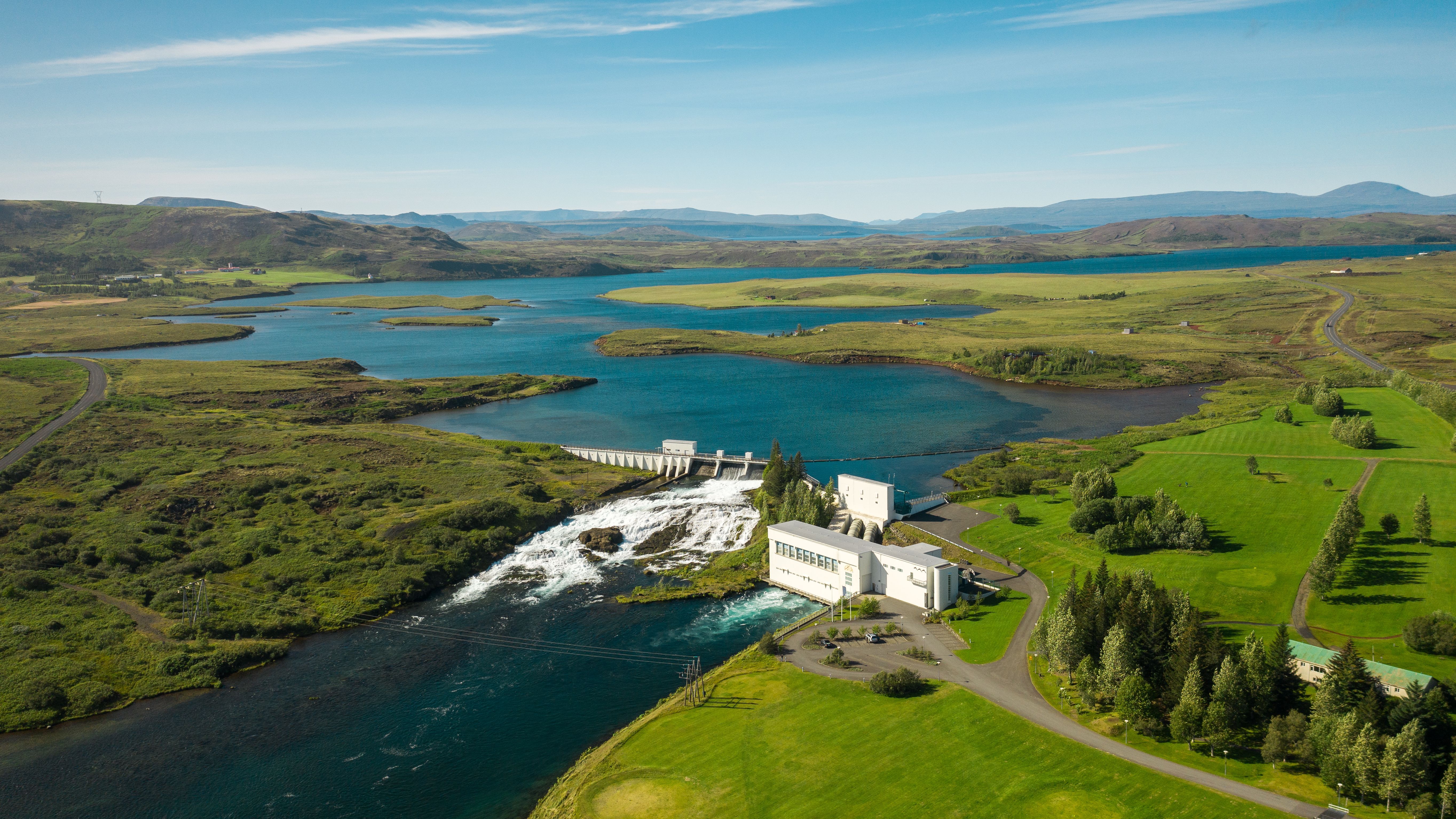 Ithy - Exploring "Saar I do the Electricity Saar"