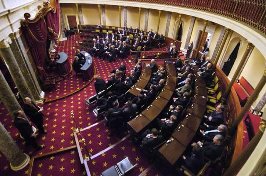 Ithy - The Practicalities of a Senator’s Bathroom Break During a Filibuster