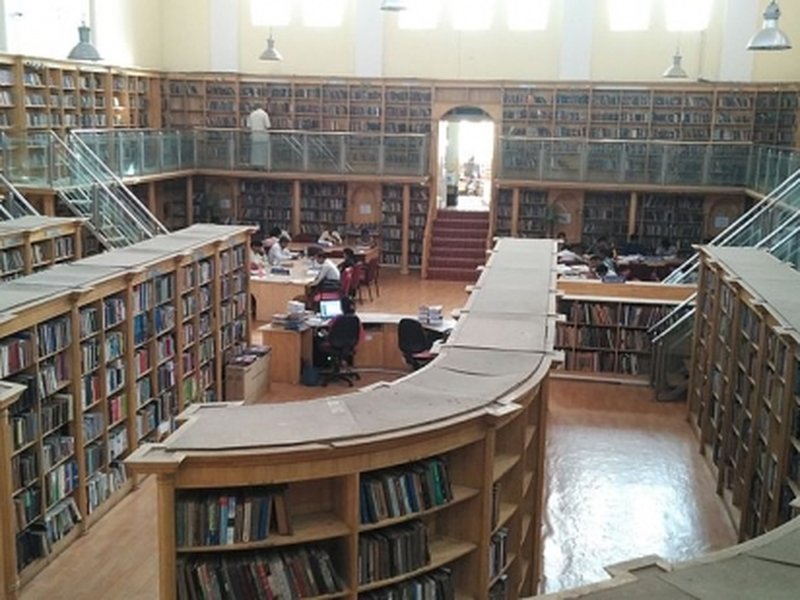 Ithy - Unveiling Bangalore's Crimson Jewel: An Architectural Deep Dive ...