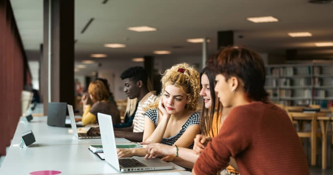 Ithy - Unlocking a New Era for Academic Libraries: The Transformative ...