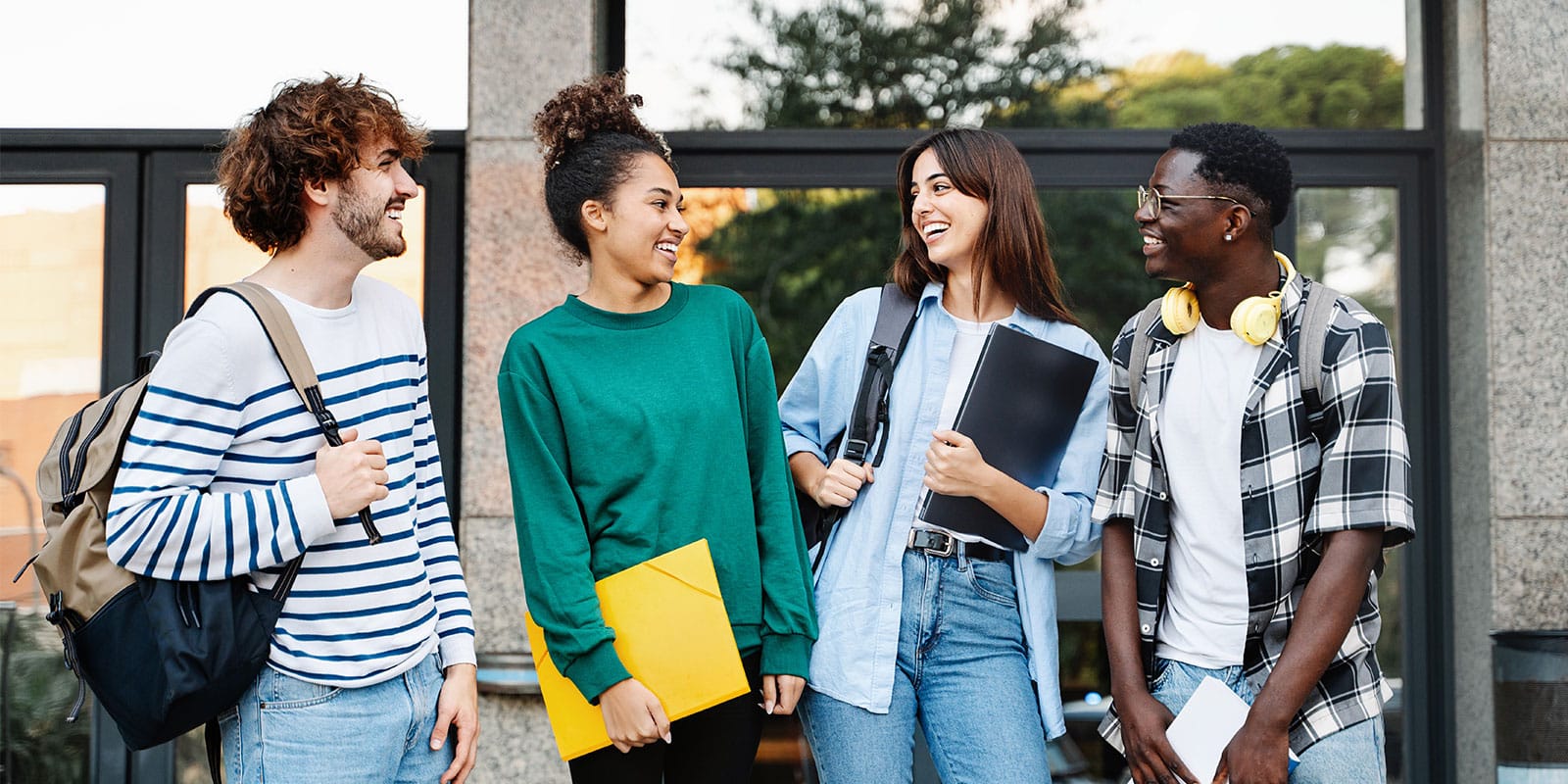Ithy - Adjectives in Social Perception: Warmth, Competence, and Morality